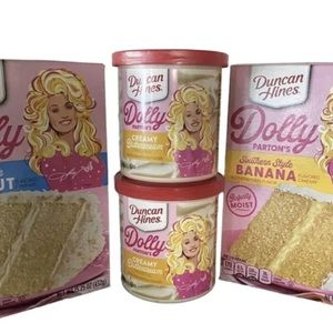 Dolly Parton | Kitchen | Dolly Partons Cake Mixes And Frosting | Poshmark